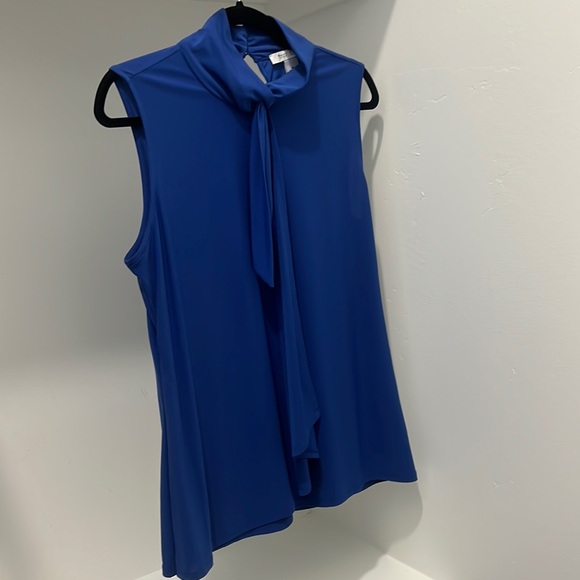 Tops | Very Pretty Blue Top | Poshmark